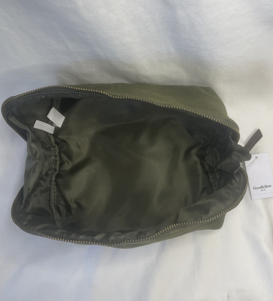 Goodfellow & Co Diagonal-Zip Dopp Toiletry Kit Bag Green Vegan Leather ...
