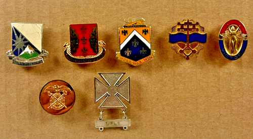US Army Military DUI DI Badges Unit Insignia Crest Pins Marksman Lot Of ...