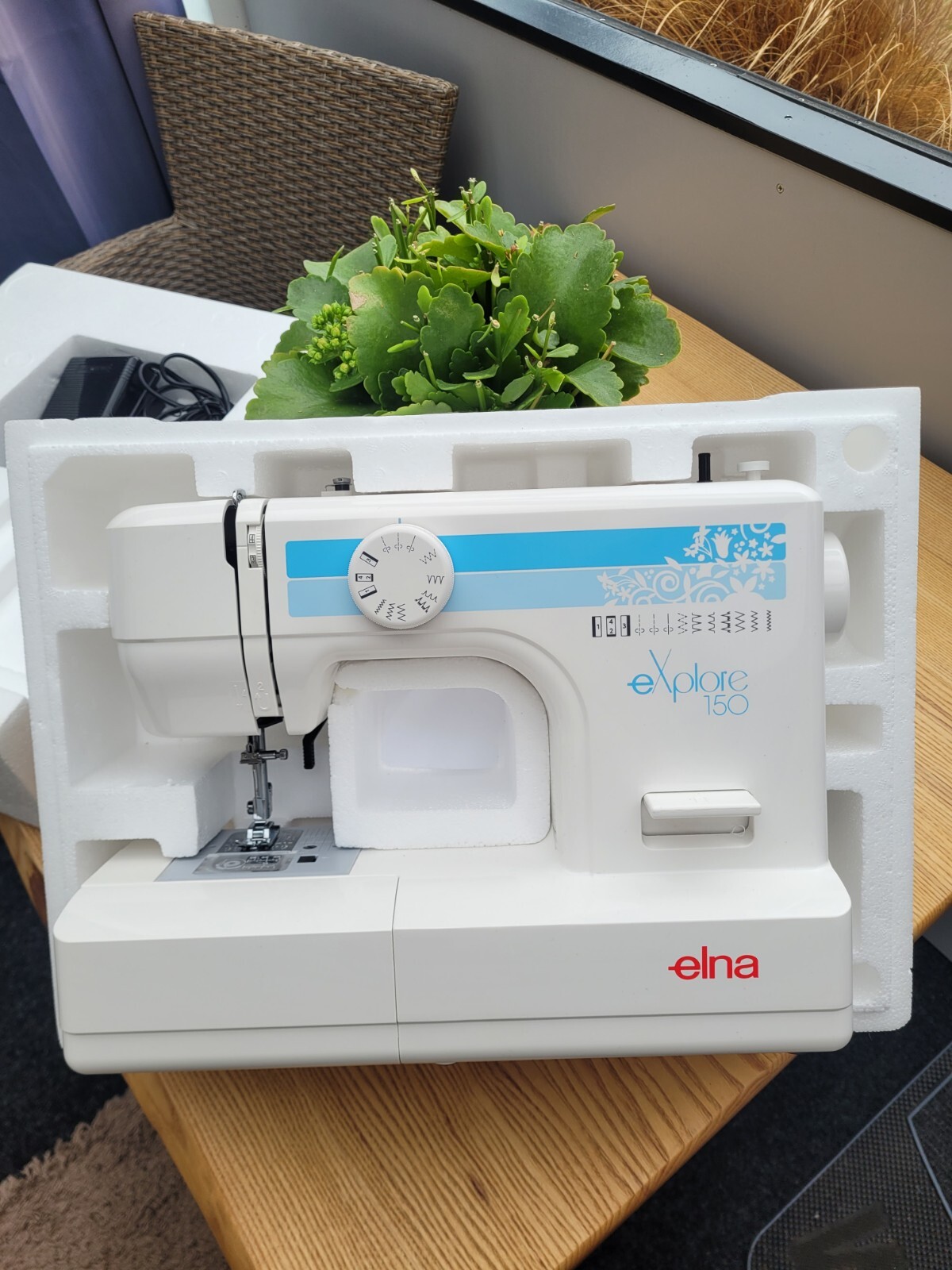 Elna eXplore 150 Universal Freiarm-Nähmaschine - Weiß (EL150) 7611850702476 | eBay