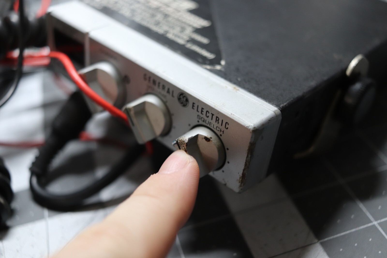 GE General Electric Citizens Band Transceiver CB Radio 3-5806A with Mic ...