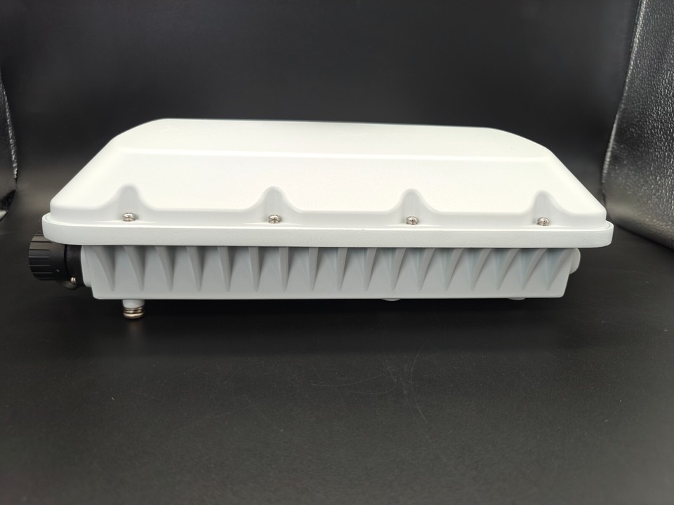 Ruckus T710s ZoneFlex Dual-Band Outdoor Wireless Access Point 901-T710 ...