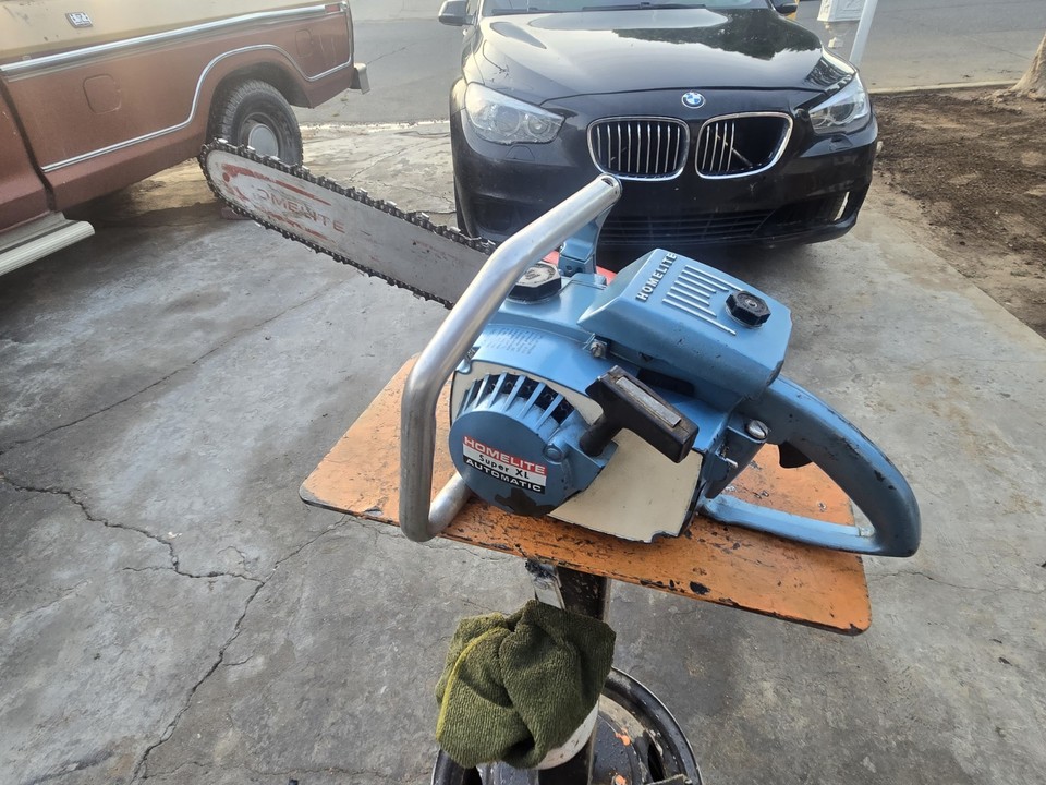 Vintage Homelite Super XL-12 Chainsaw OEM Saw in COLLECTIBLE CONDITION ...