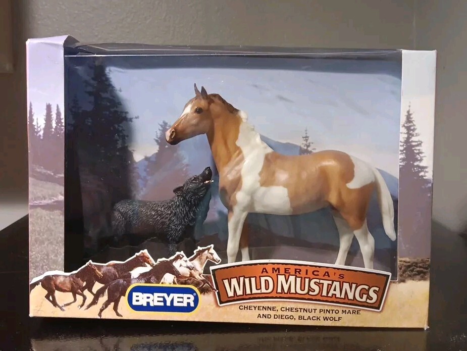 Breyer America's Wild Mustangs CHEYENNE Chestnut Pinto Mare and Diego ...