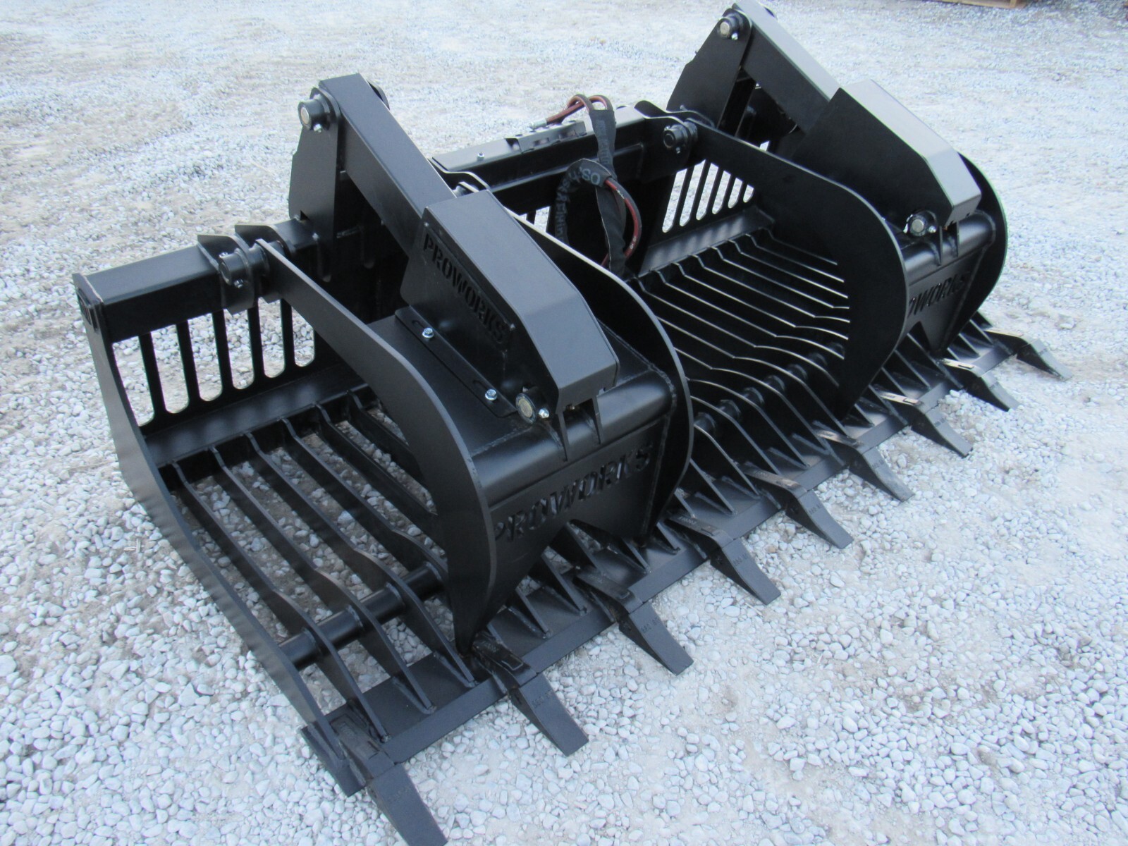 84" Severe Duty Rock Bucket Grapple with Teeth Fits Euro Global Quicke ...