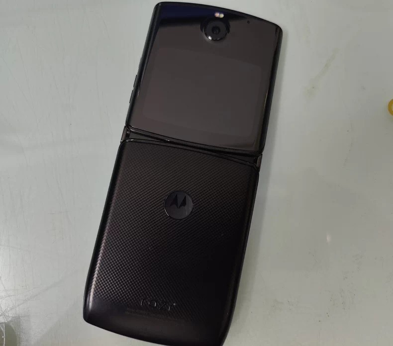 Motorola Razr XT2000 2019 Black/Gold 128GB Unlocked Flip Phone GOOD | eBay