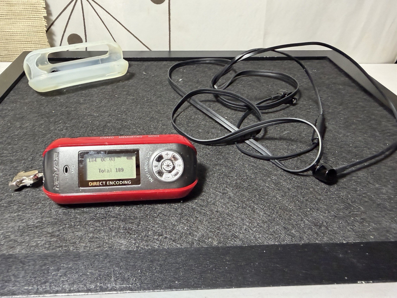 iRiver IFP-899 MP3 Player and Voice Recorder Radio 1GB | eBay