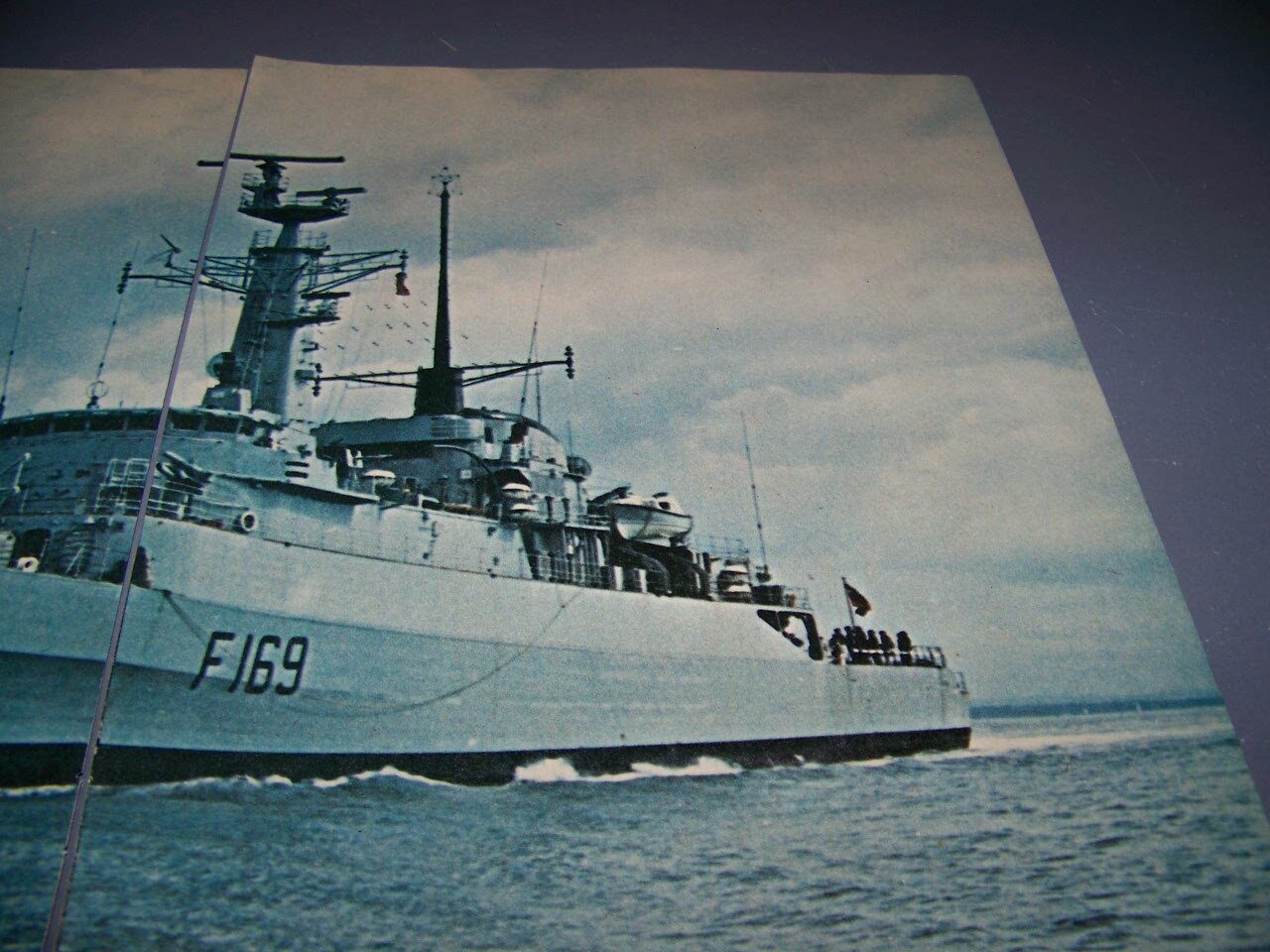 HMS AMAZON (F169) FRIGATE ..2-PAGE COLOR PHOTO PAGES ..RARE (908V) | eBay