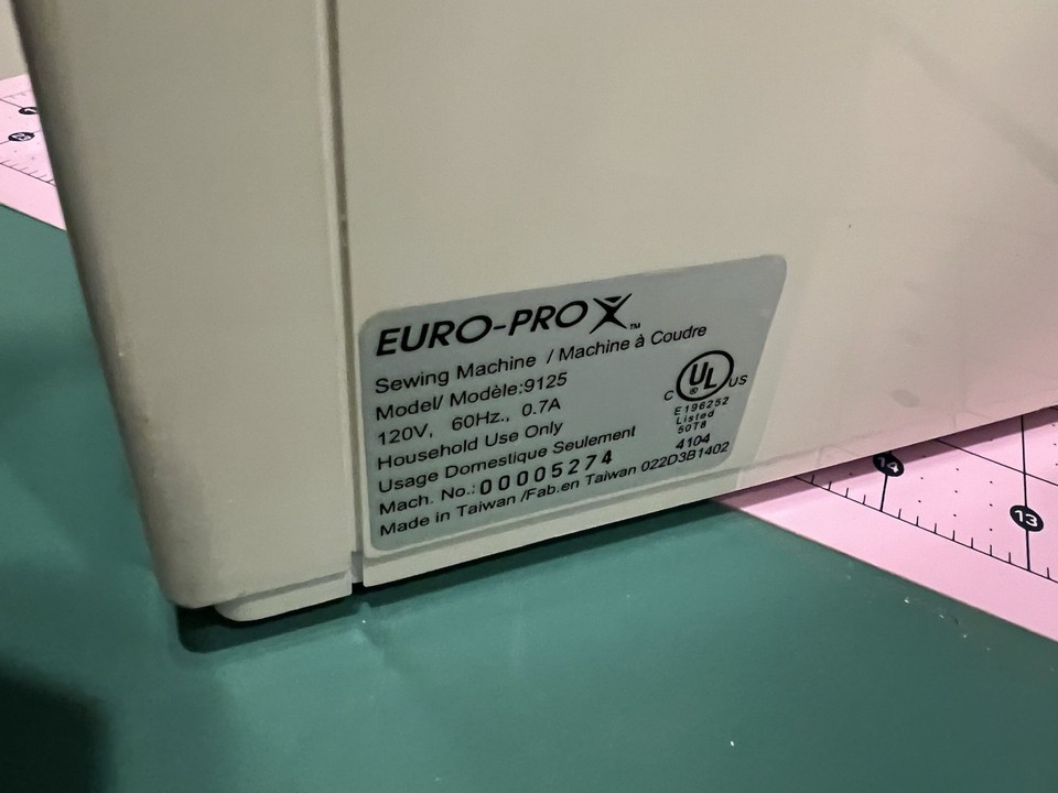 Euro Pro X Sewing Machine 9125 Computerized Embroidery Machines + Case ...