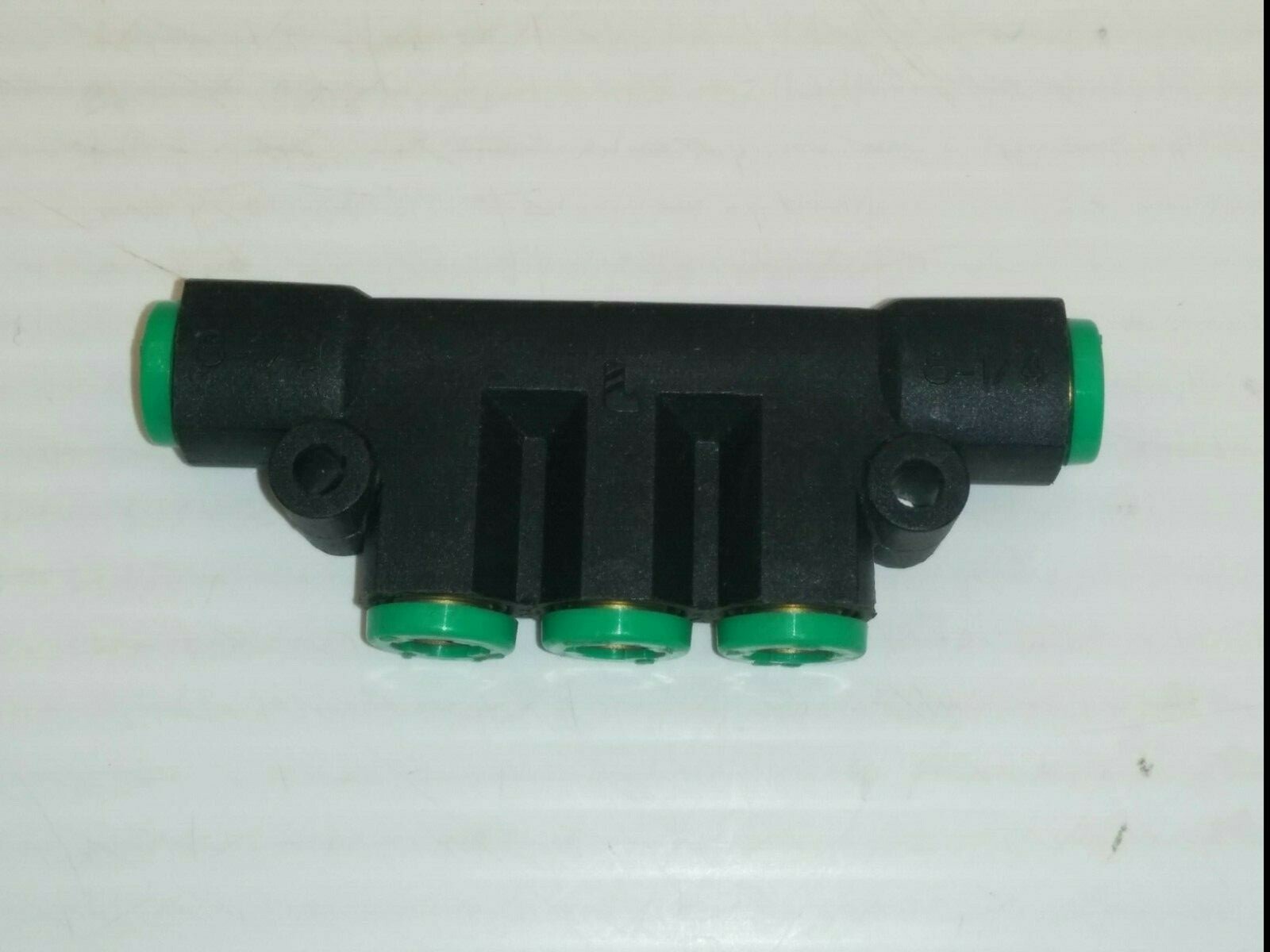 LEGRIS 1/4" 3 OUTLET MANIFOLD, NNB | eBay