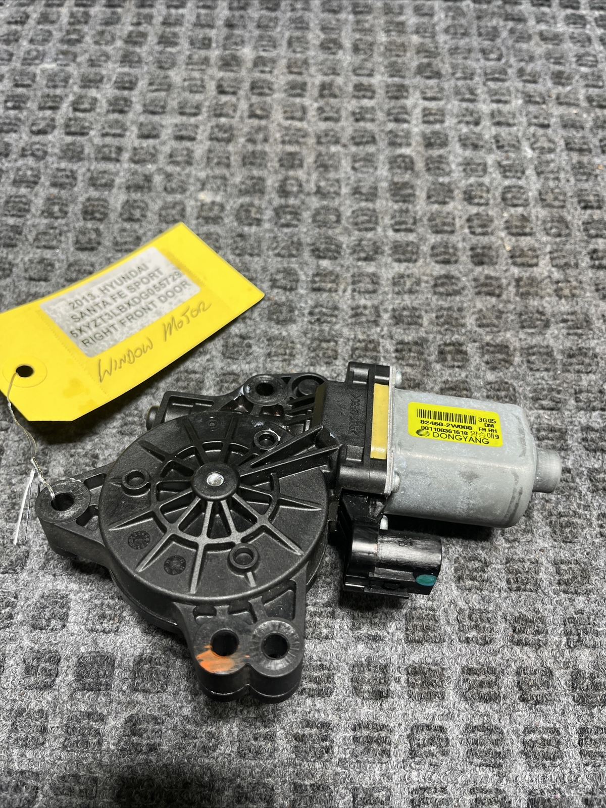 13 14 15 16 Hyundai Santa Fe Front Right Power Window Motor OEM 82460 ...