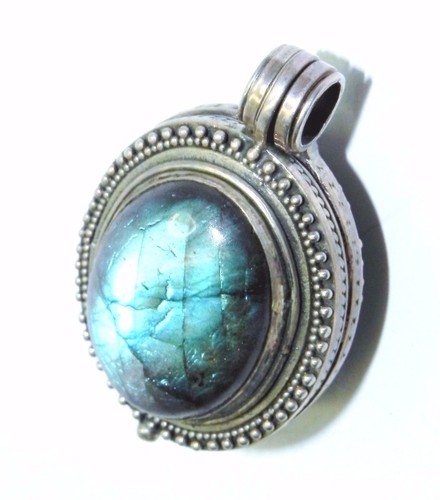 Oval Labradorite Pendant two-sided stones "Pill Box" set in Sterling ...