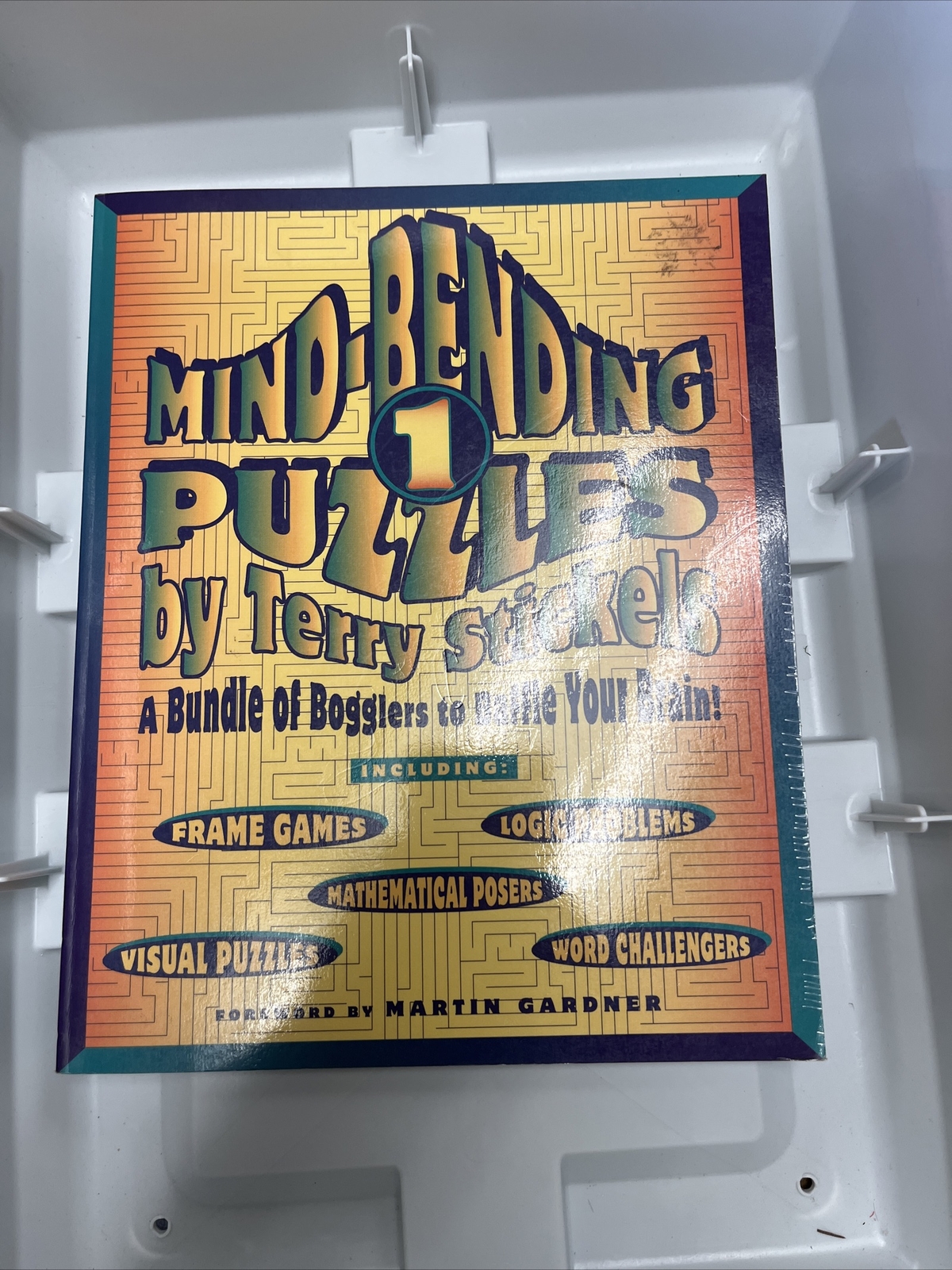 Mind-Bending Puzzles: A Bundle of Bogglers to Baffle Your Brain: 1 ...