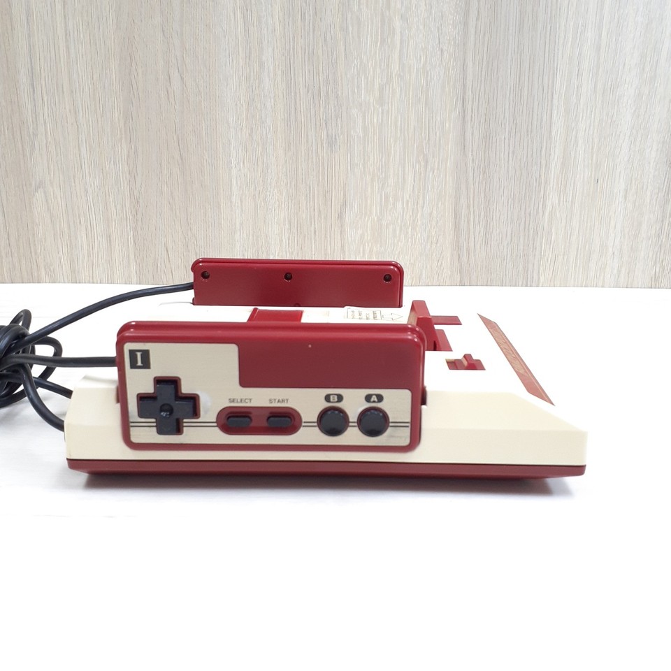 Famicom original Console with 8 games & cables Japan system 1983 ...