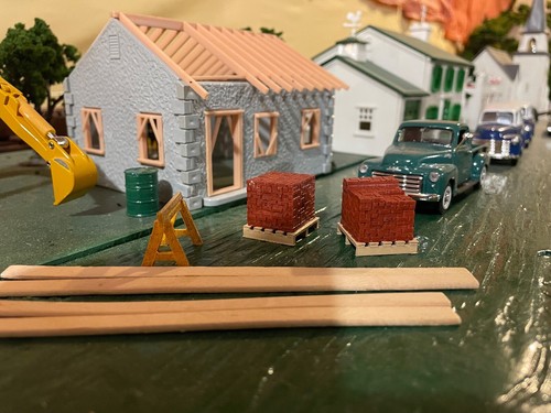 O/S Scale Pallets with Brick Stacks | eBay