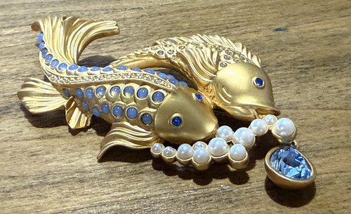 Vintage 1990'S Elizabeth Taylor for Avon SEA SHIMMER Koi Fish Broch ...