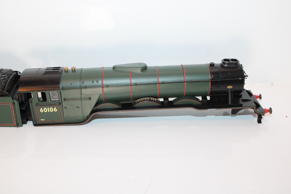 Hornby OO A3 Class Flying Fox BR Green 60106 Loco Body & Tender Top ...