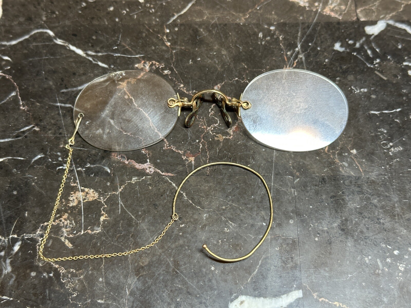 Antique Glasses Eyeglasses with Chain - Gem