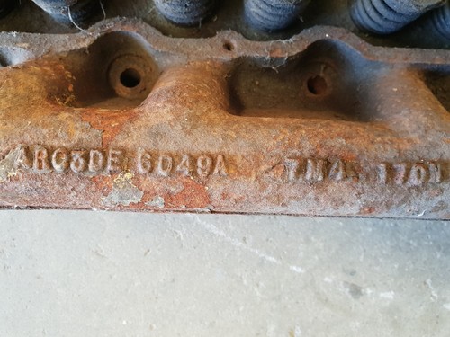 FORD FALCON early PRE CROSSFLOW CYLINDER HEAD XK XL XM XP XR XT XW XY ...