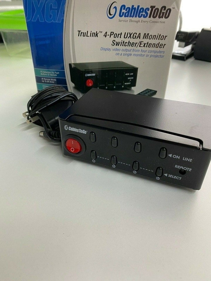 CablesToGo TruLink 4-Port UXGA Monitor Switcher/Extender (39963) - Open ...