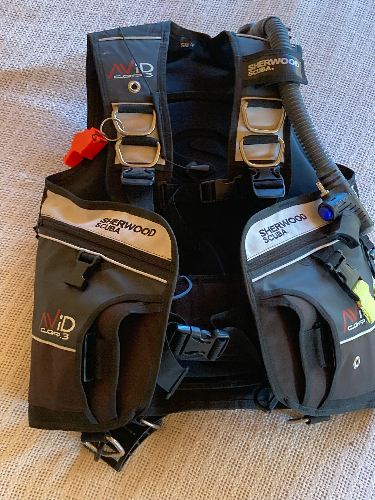 Sherwood Scuba Avid CQR3 BCD. Black, Men’s SM, Rarely used, Excellent ...