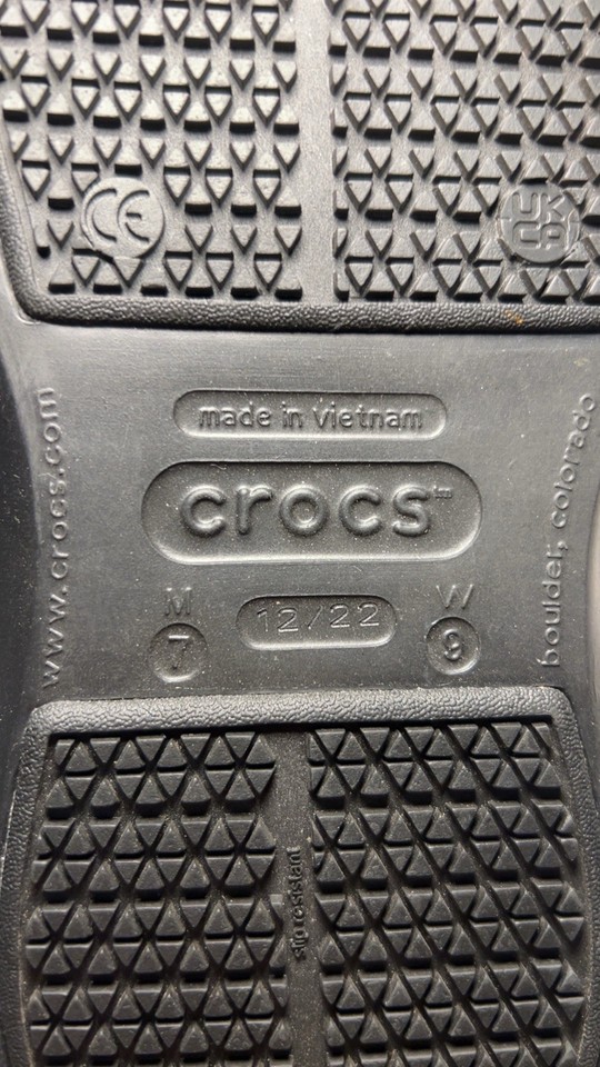 Crocs™ Unisex Bistro Pro Literide™ Black Camo Clogs Size Men’s 7/ Women ...