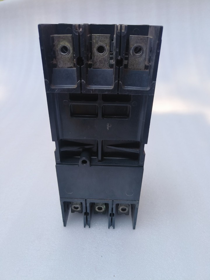 GE Spectra RMS MAG-BREAK CIRCUIT BREAKER SFLA36AI0250 (FREE FAST ...