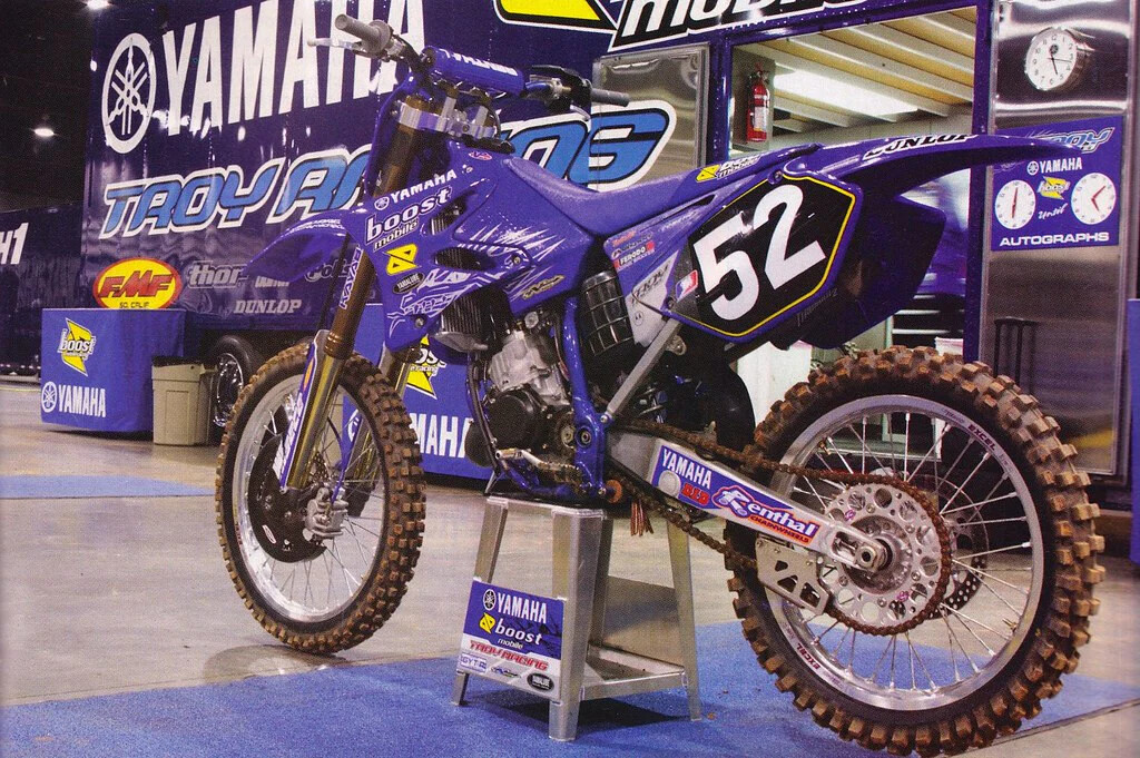 2003 YAMAHA OF TROY TEAM GRAPHIC KIT | eBay