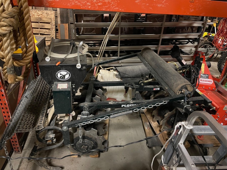 Plotmaster Hunter 400 - Tractor Model | eBay