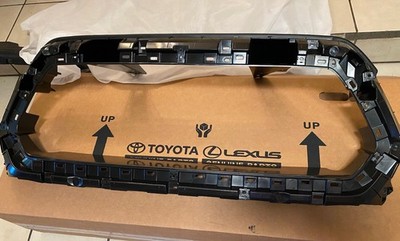 Grille, Radiator, Sub-Assembly OEM 53113-04904 21-23 tacoma | eBay