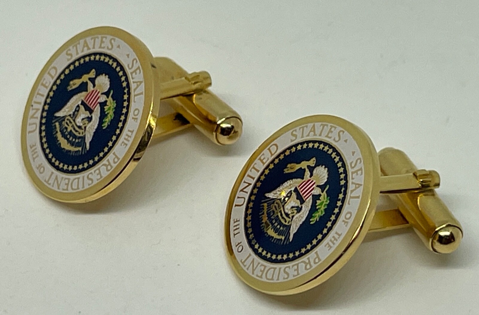 CUFFLINKS FROM THE PRESIDENT RONALD REAGAN WHITE HOUSE SIGNED SERIES | eBay