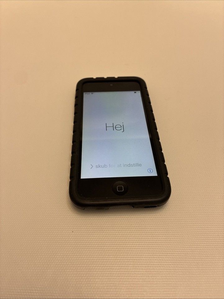 Apple iPod Touch 5th Generation A1421 32GB - MD723LL/A - Good Working ...