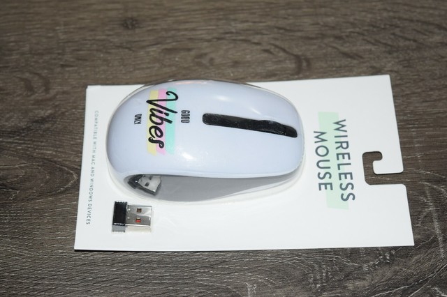 Vibes Vivitar Wireless Mouse for Mac Windows Compatible White/black for ...