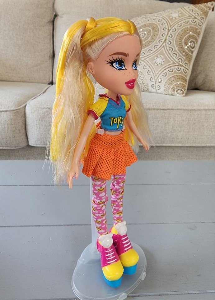 MGA Bratz Study Aboard Tokyo Cloe Doll 2016 Japan Yellow Hair Freckles ...