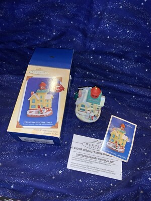 HALLMARK KEEPSAKE CHRISTMAS TREE MAGIC ORNAMENT “LIGHTHOUSE GREETINGS ...