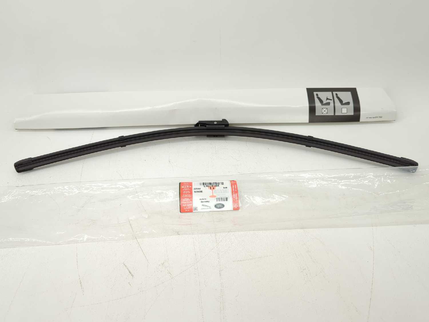 Genuine OEM Land Rover Evoque - Drivers Wiper Blade LR078304 for sale ...