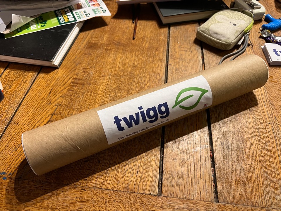 The Twigg 2- FITS ALL Turntables - Vinyl Tracking Dust removal Cleaning ...