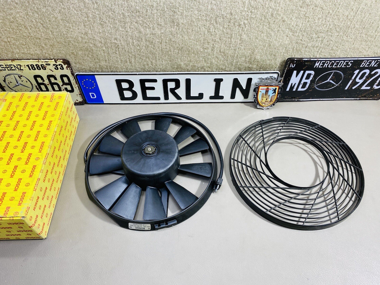 Mercedes Benz W116 Radiator Fan Assembly & Grill BOSCH Genuine NOS | eBay