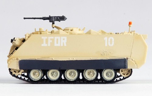 M113 armored personnel carrier IFOR tank 1:72 finished no diecast Easy ...