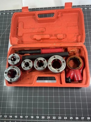 Ratchet Pipe Threader Kit Ratcheting Pipe Threading Tool Set w/ Storage ...