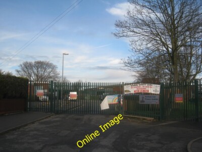 Photo 6x4 The entrance to Waltham Leas Primary Academy Waltham/TA2603 ...