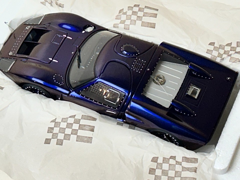Exoto Standox 1:18 Scale Catalunya Splash 1966 Ford GT 40 with Box, Lot ...