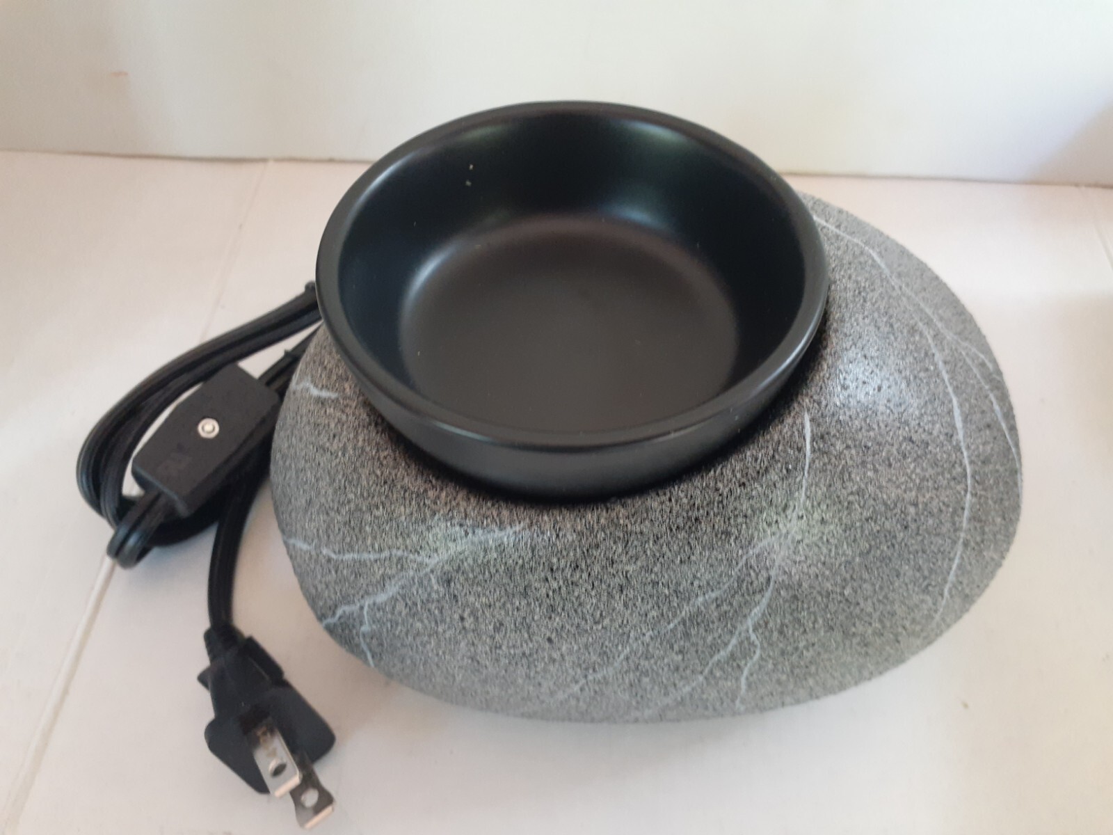 NIOB Scentsy Zen Rock Element Wax Warmer Grey Stone Warmer w/ Wax of ...