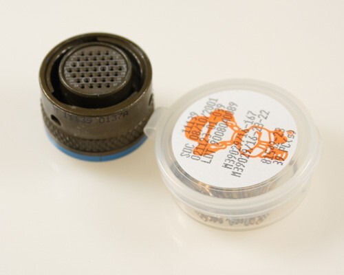 M81511/56WD01S1 Deutsch 37-Position Straight Plug Female Military ...