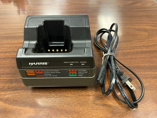 Harris Tri-Chemistry Single Radio Charger CH-104560 120VAC-9.6V WORKING ...