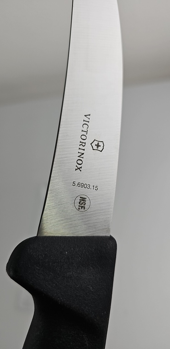 Victorinox Swiss Army 6" Gut and Tripe Knife Black Fibrox Pro Handle 5. ...