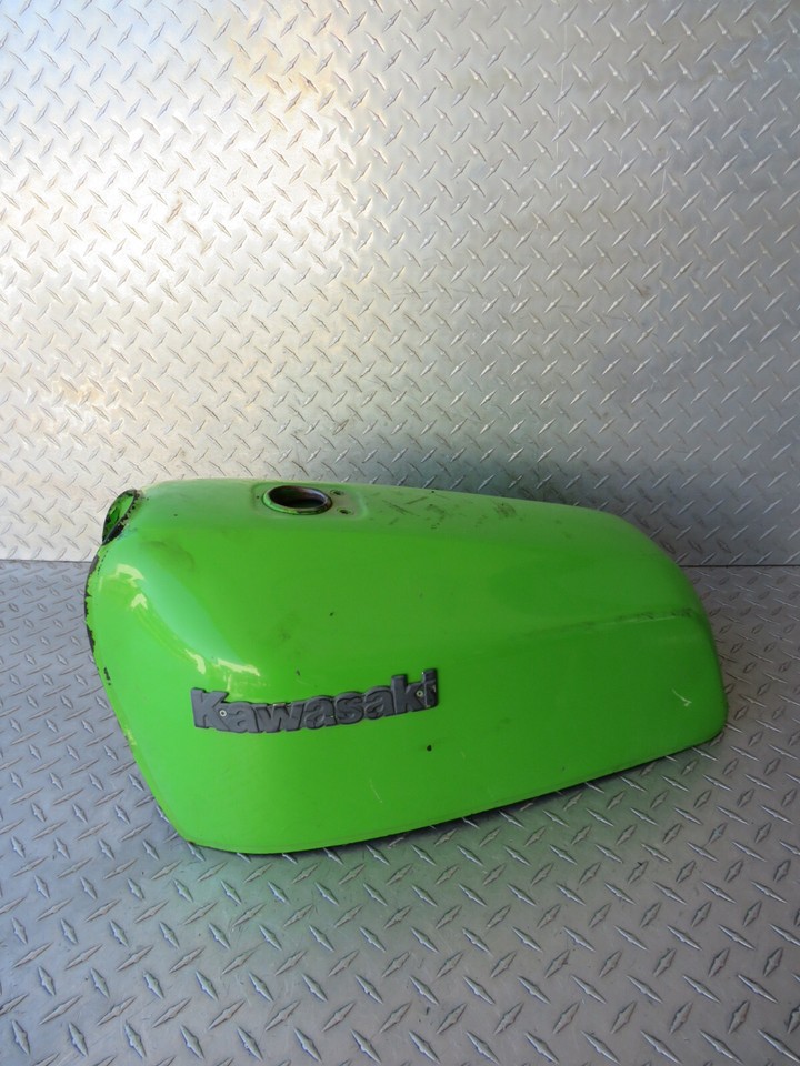 1983 83 KAWASAKI KZ550A KZ 550A 550 FUEL TANK | eBay
