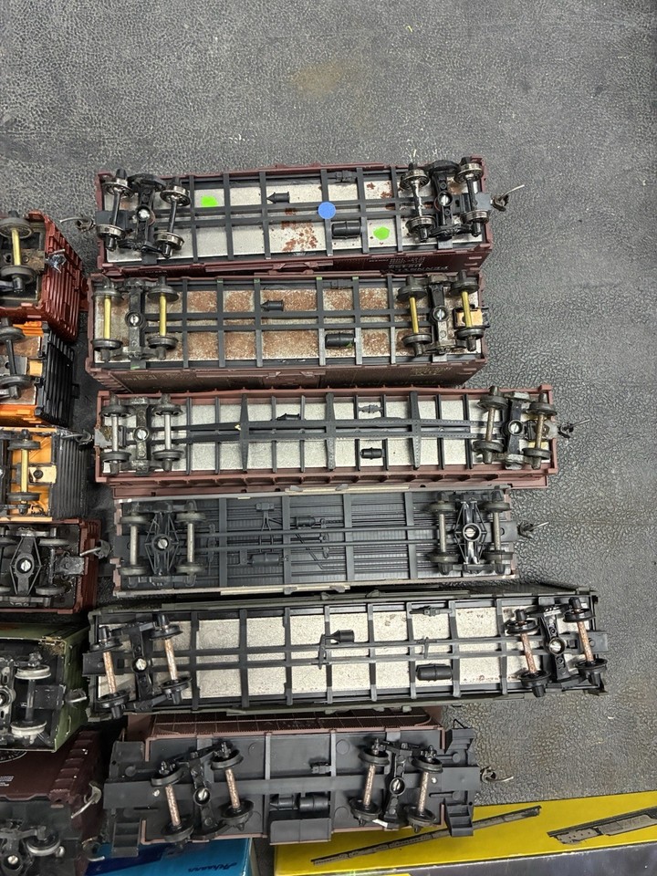 Lot Of 40 HO Box Cars Athearn Blue Box Kadee Couplers Vintage | eBay