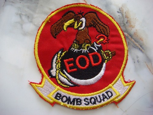 US NAVY EXPLOSIVE ORDNANCE DISPOSAL EOD BOMB , VIETNAM WAR PATCH | eBay