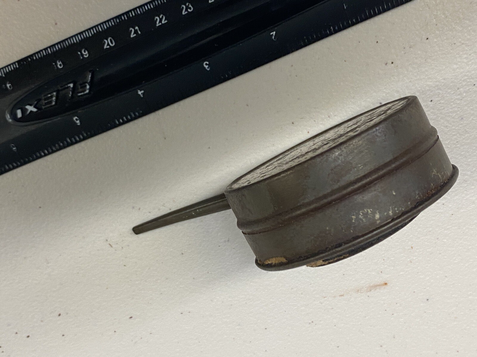 Vintage Quick Loader Squeeze Tin Oil Can Oiler by American Can Company ...