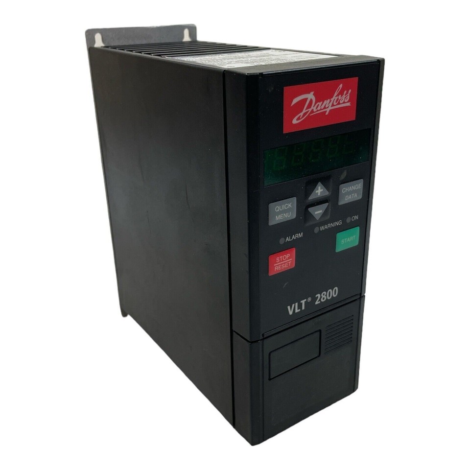 Danfoss VLT 2800 Frequenzumrichter VLT2805PT4B20STR1DBF00A00C0 1.1 KVA ...